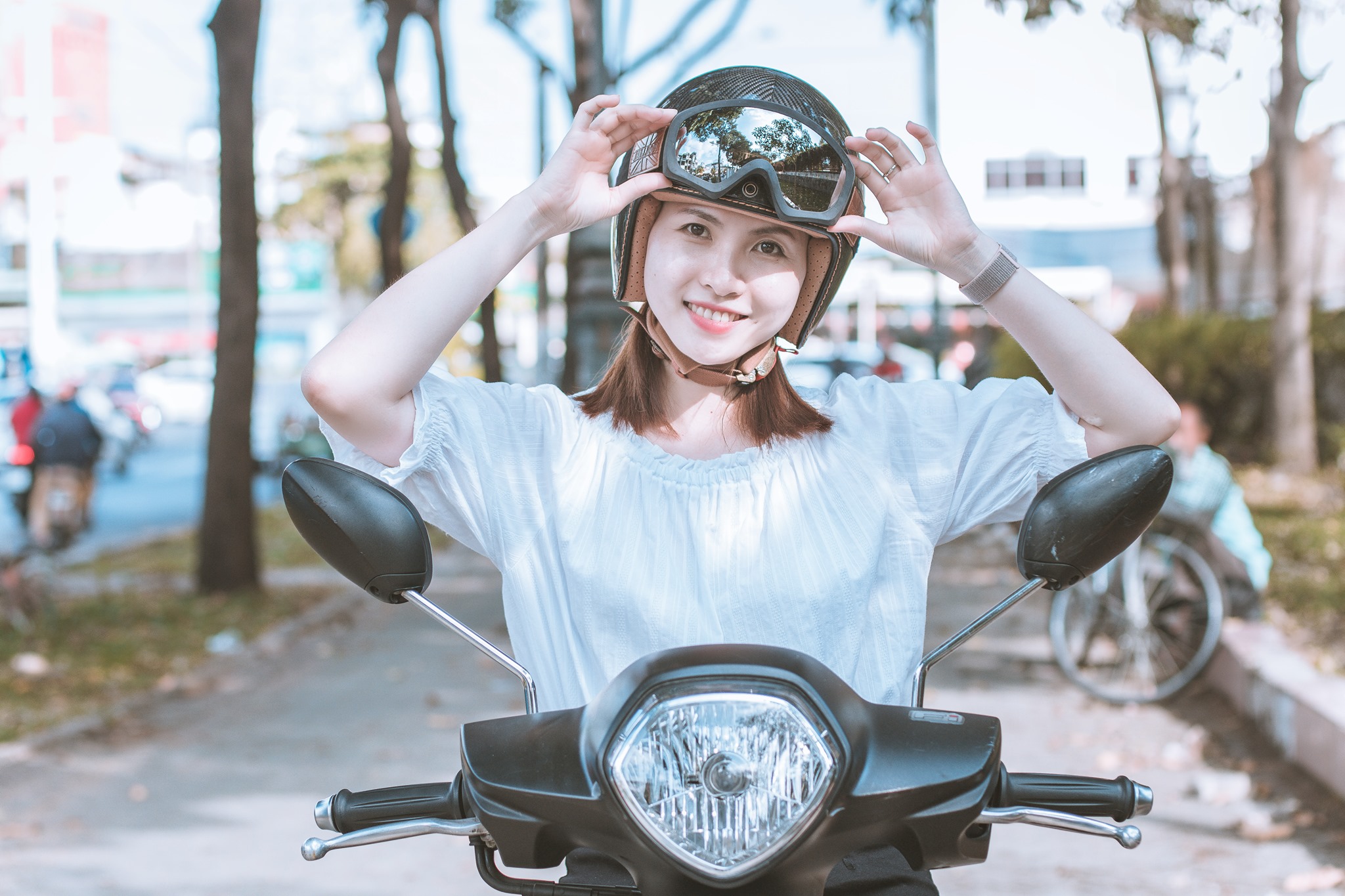 MŨ 3/4 BULLDOG HELI THỦY TINH ĐEN NHÁM - HIFA.vn